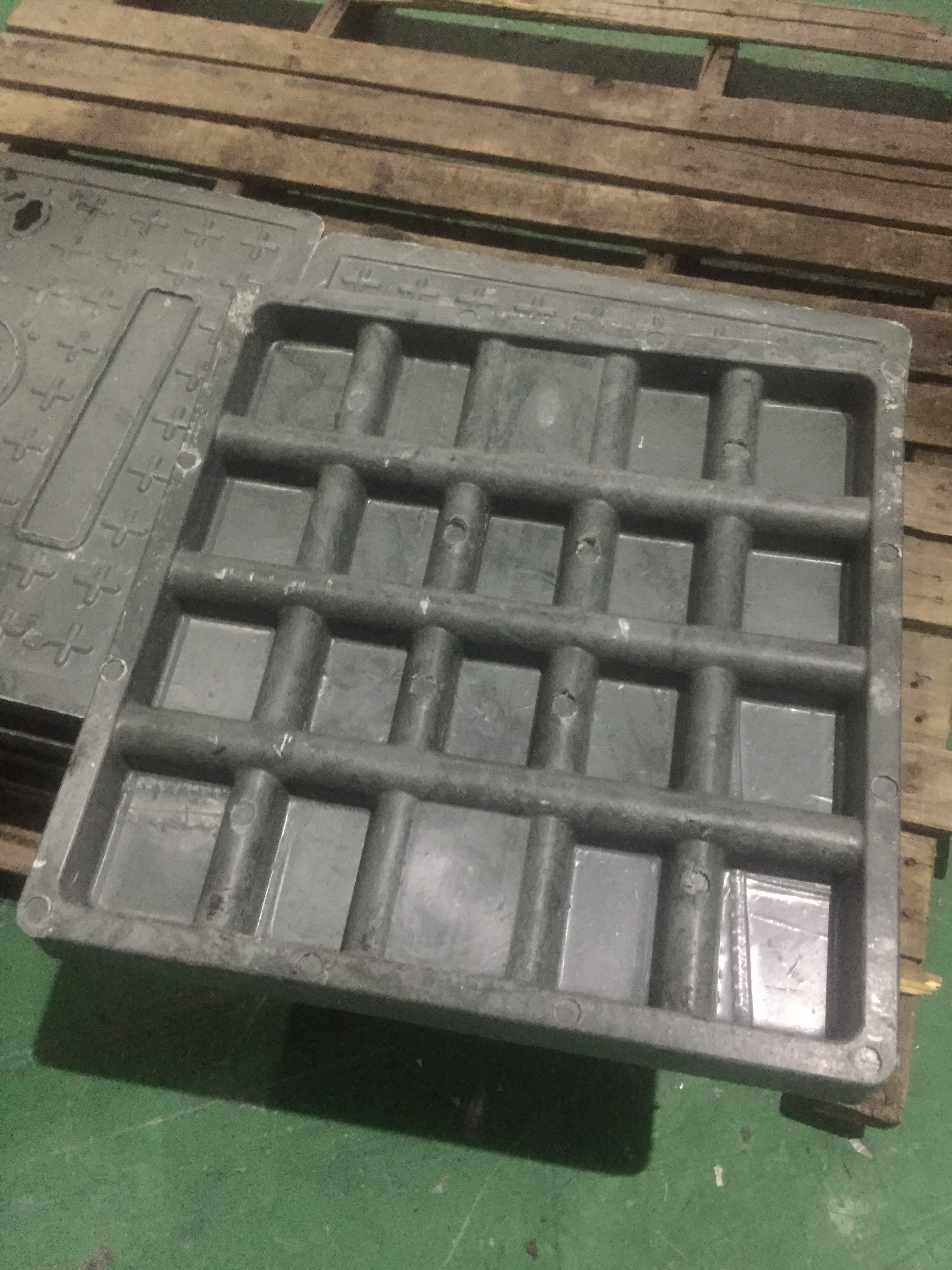A15 BMC Composite Road COVER from China